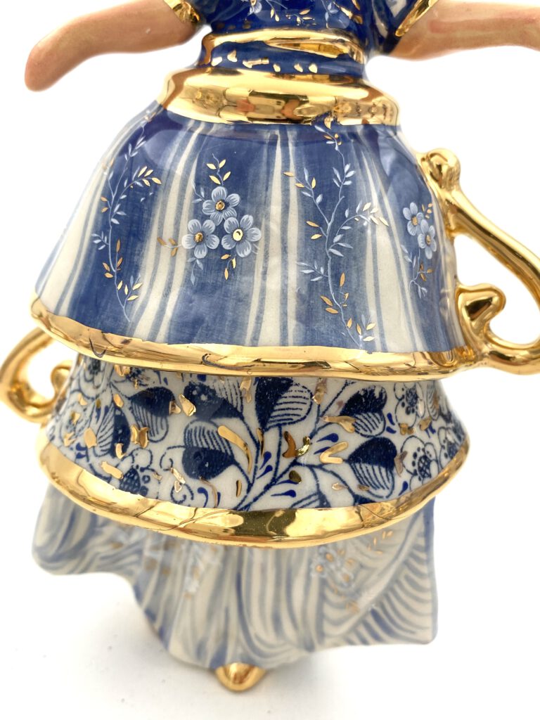 Shop * Tea Cup Ladies * Fugi Naim ceramic artist